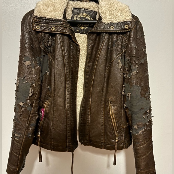 Big Chill | Jackets & Coats | Vintage Leather Jacket Slightly Frayed ...